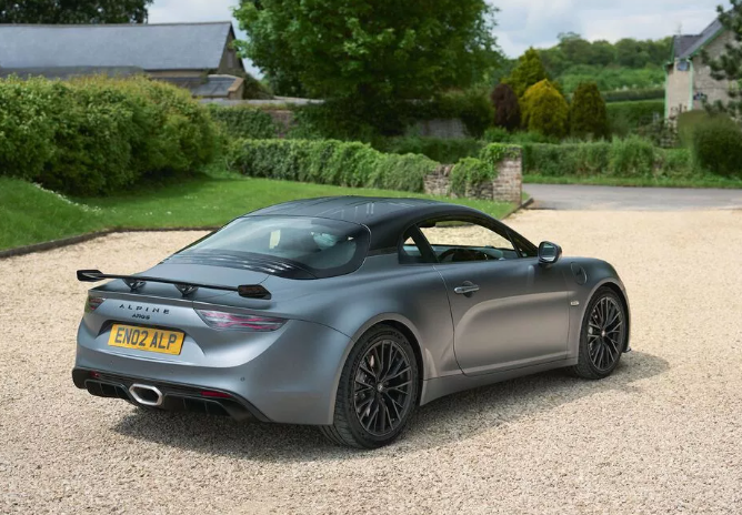 Alpine Release a Limited Edition Tribute to Enstone