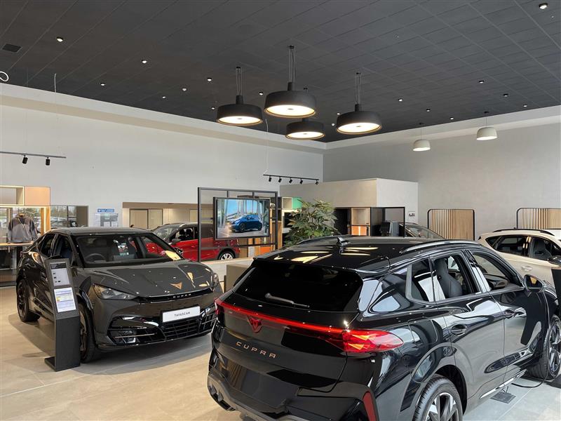 Discover Used Cars in Oldham | Used Car Dealerships Near Me